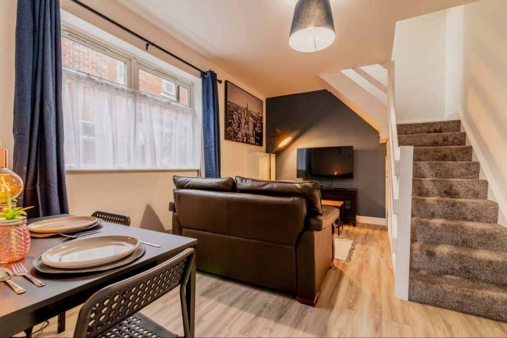 Top Tips For Moving Into Student Accommodation | Castle Homes